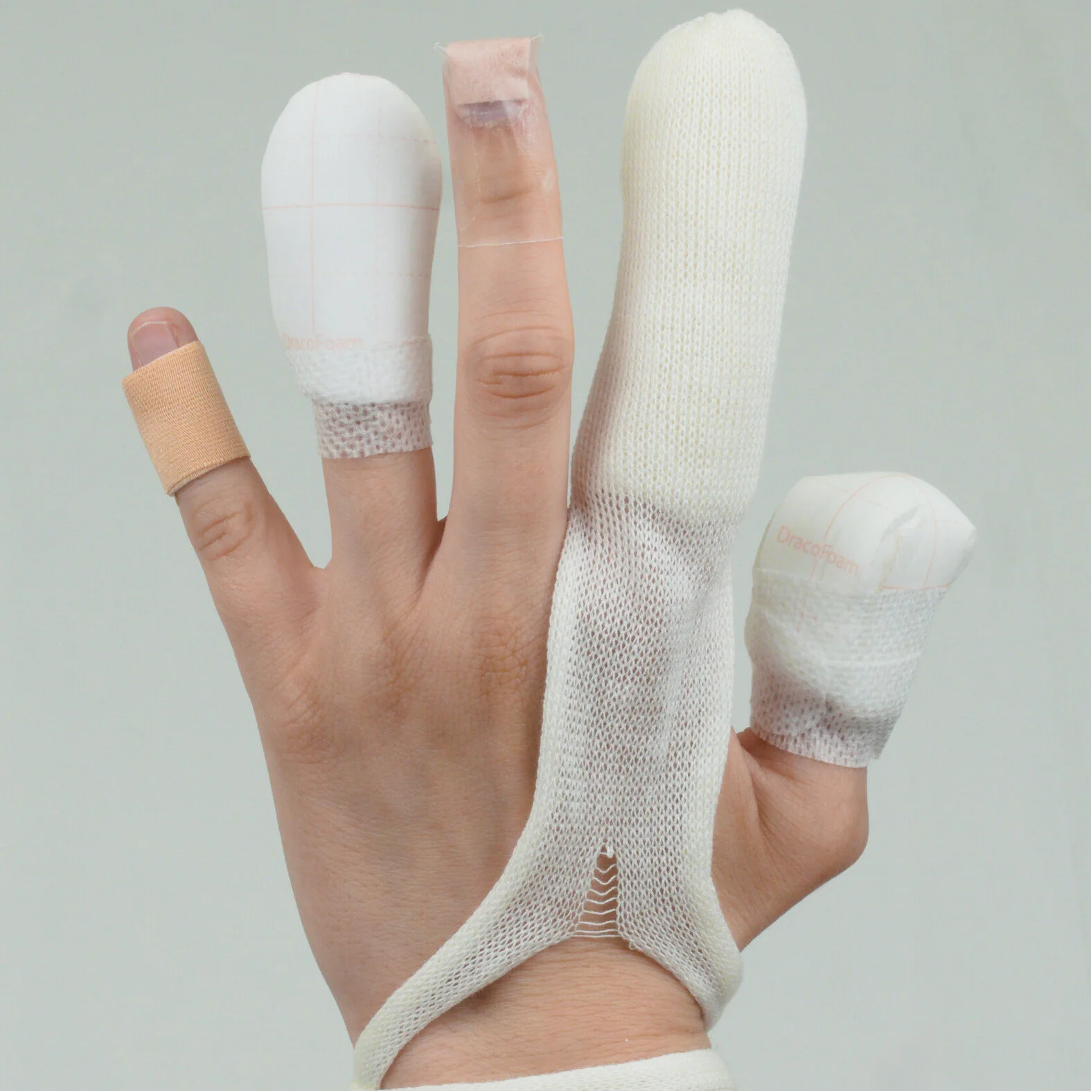 Versorgung schwieriger Körperstellen - Wundverband fixieren