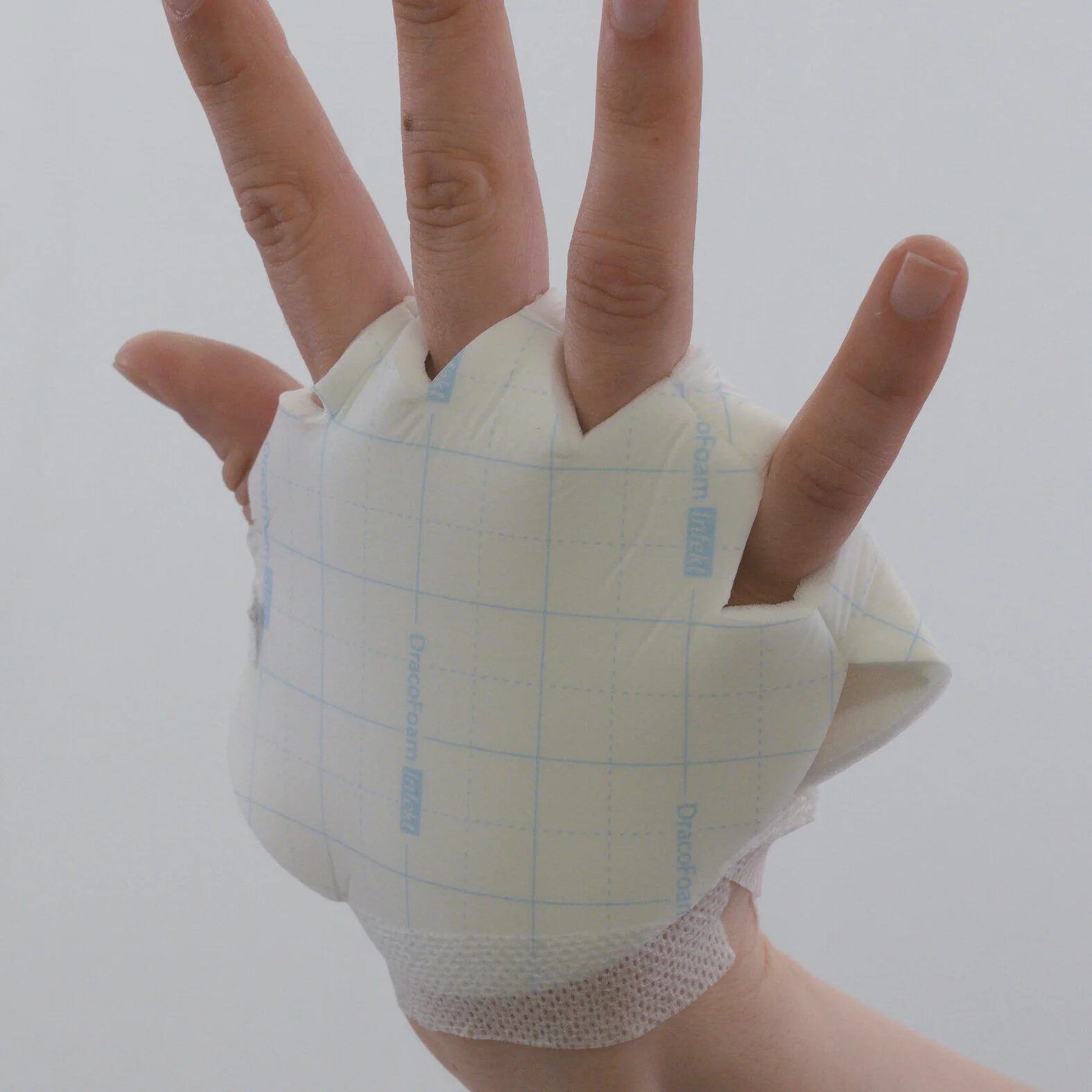 Versorgung schwieriger Körperstellen - Wundverband fixieren